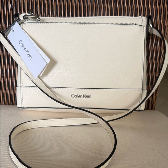 Calvin Klein | Bags | Calvin Klein Cream Crossbody Bag | Poshmark
